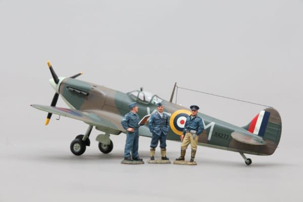 WOW197 Spitfire Mk1 'Richard Hillary' – Tom Gunn Miniatures