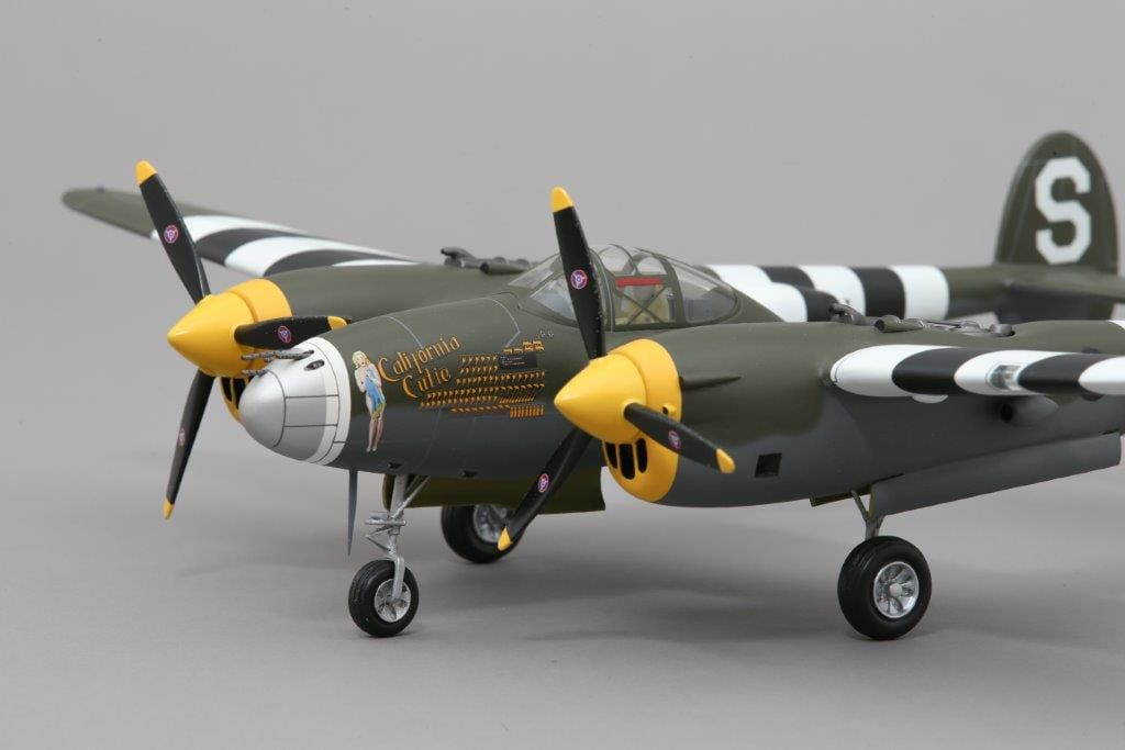 WOW248 P-38 ‘California Cutie’ – Tom Gunn Miniatures